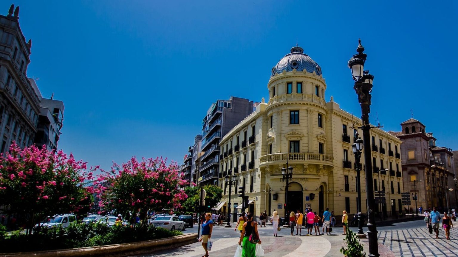 Granada Centro Storico: Cosa Vedere e Guida 2025
